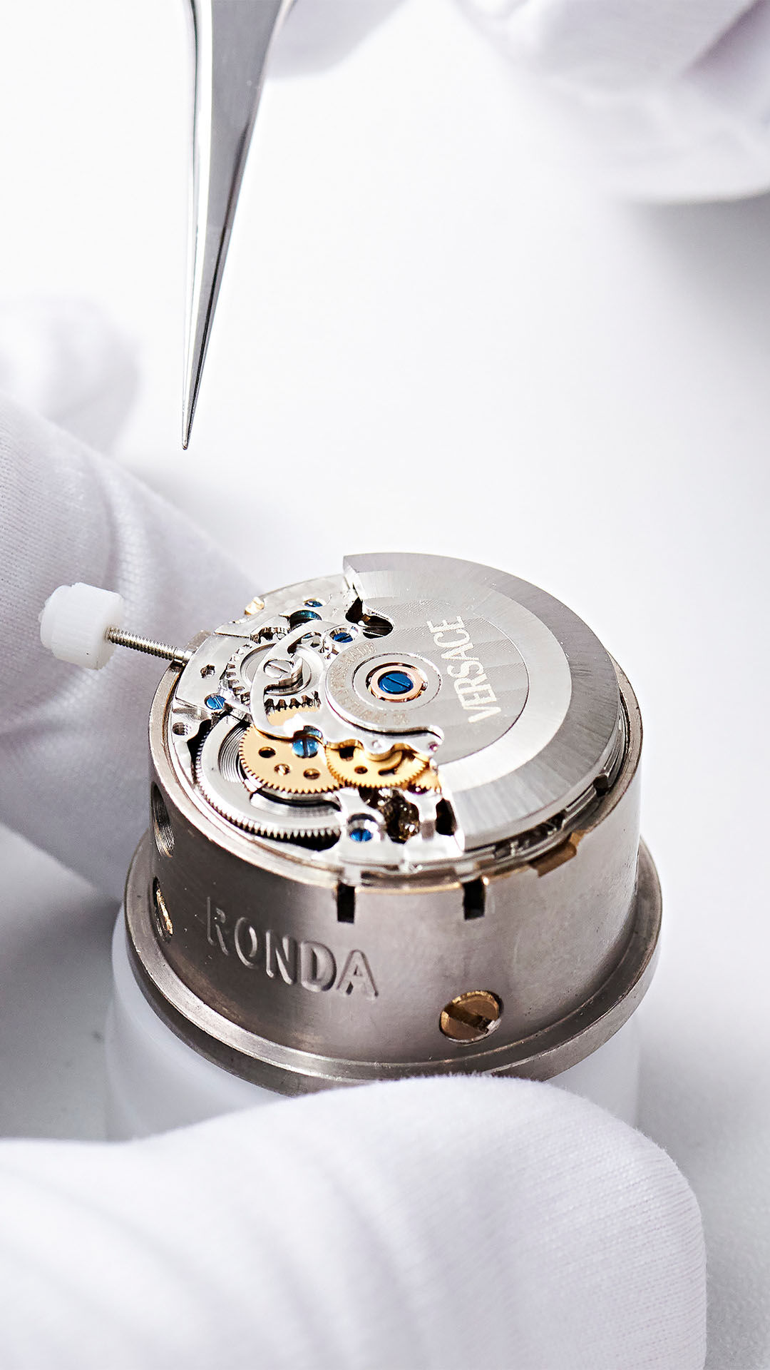 VERSACE Canada | High Fashion Clothing & Accessories